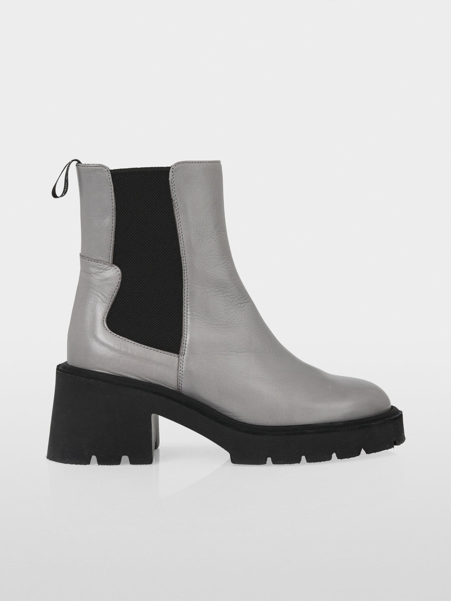 Chunky Chelsea Boot - Soft Grey – Jenny's Boutique